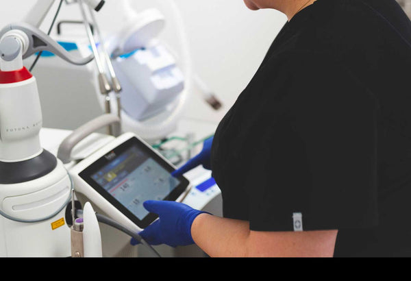 Lipome dans le dos: traitement & ablation – Clinique médico-esthétique ...